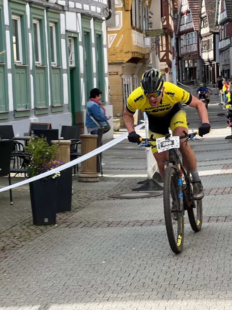 Saisonauftakt für Daniel Bürgin - Schönbuch Trophy - Dowe Sportswear