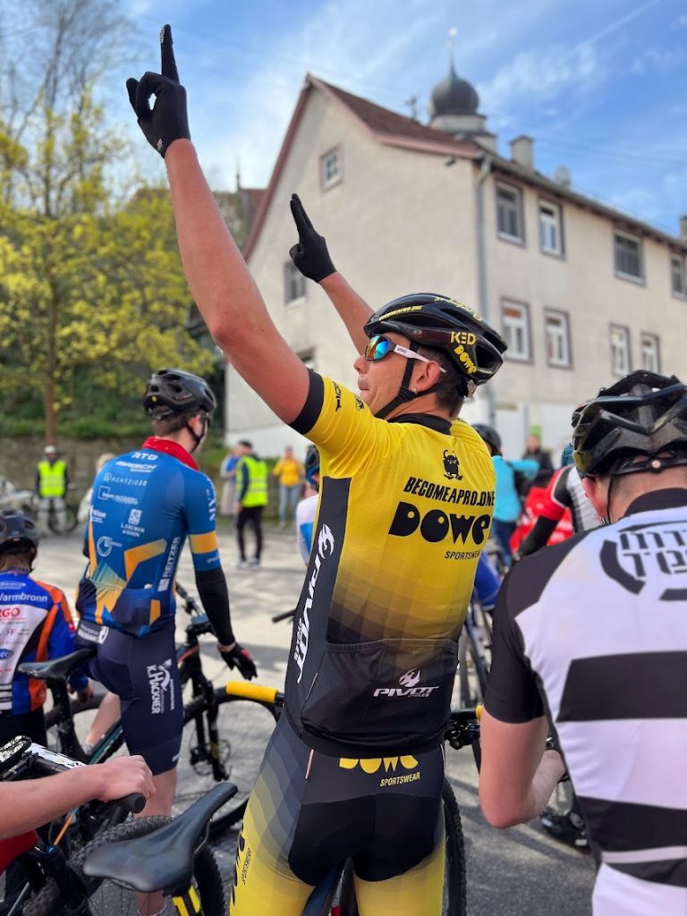 Saisonauftakt für Daniel Bürgin - Schönbuch Trophy - Dowe Sportswear